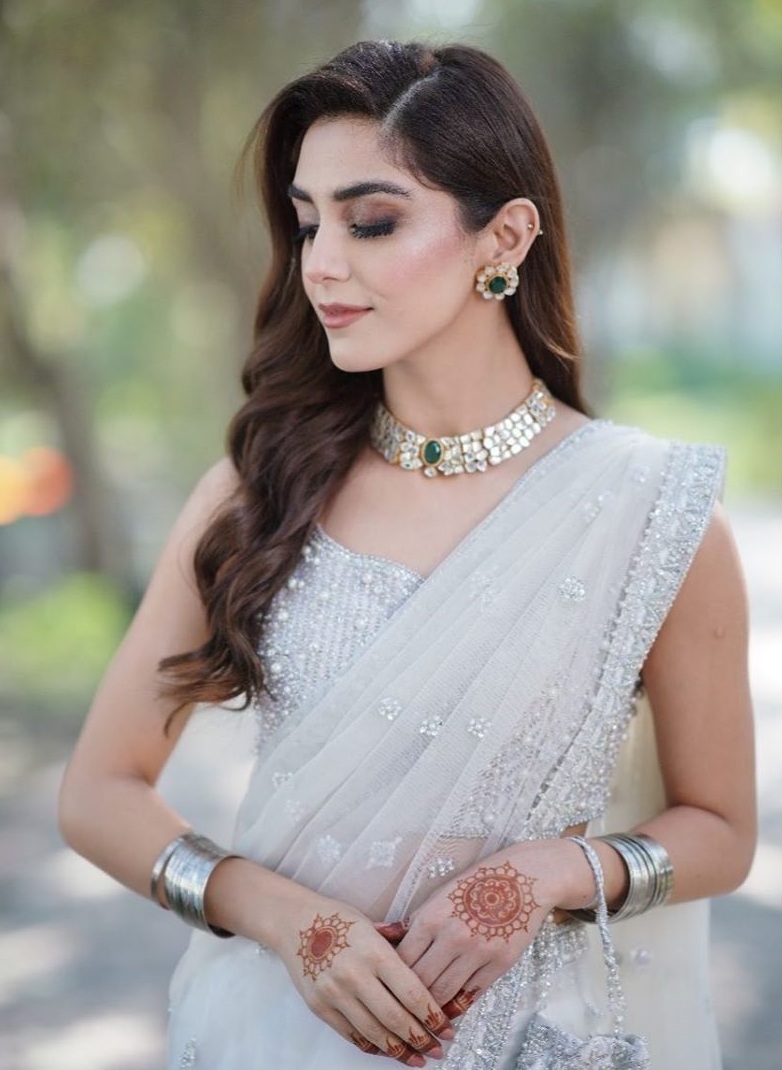 Maya Ali | Hot Photos | Beautiful Wallpaper HD | Pics | New Images