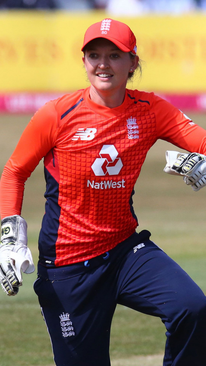 Sarah Taylor Hot Pics: Photos and Images