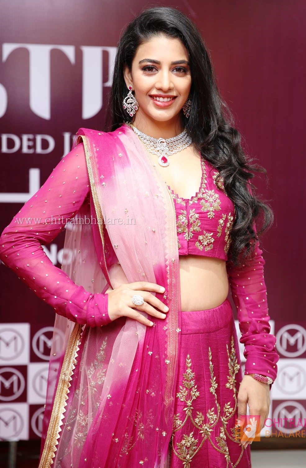 Daksha Nagarkar Hot Photos | Pics | New Images & Wallpapers