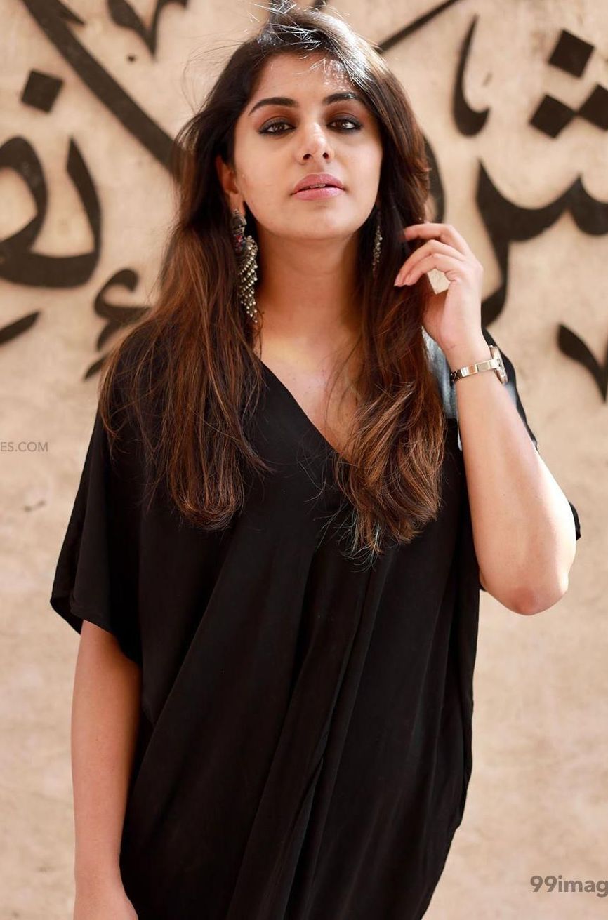 Meera Nandan Hot | Photos | Pics | New Images & HD Wallpapers