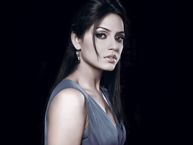 Nitu Chandra Hot | Photos | Pics | New Images & Wallpapers