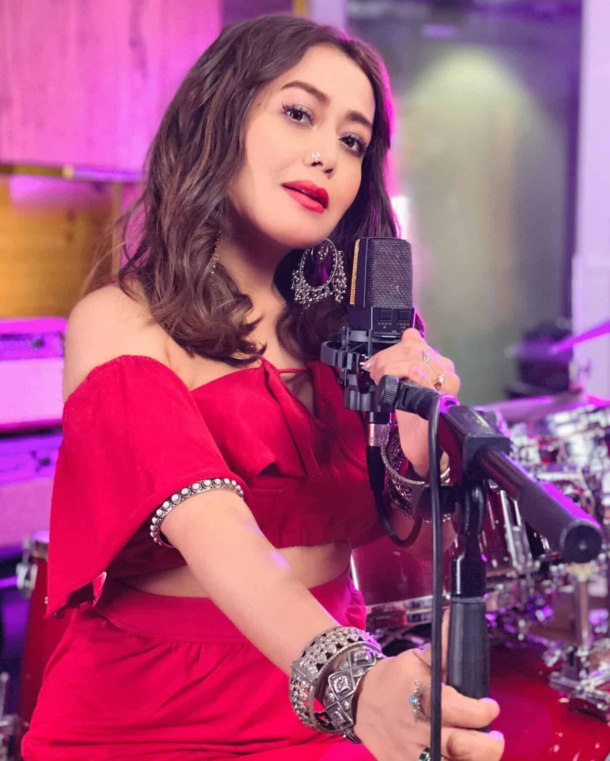 Neha Kakkar Hot | Photos | Pics | New Images & Wallpapers